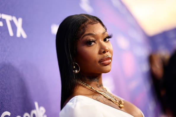 Summer Walker's Man Seemingly Reacts To Kevin Gates Getting 'Handsy ...