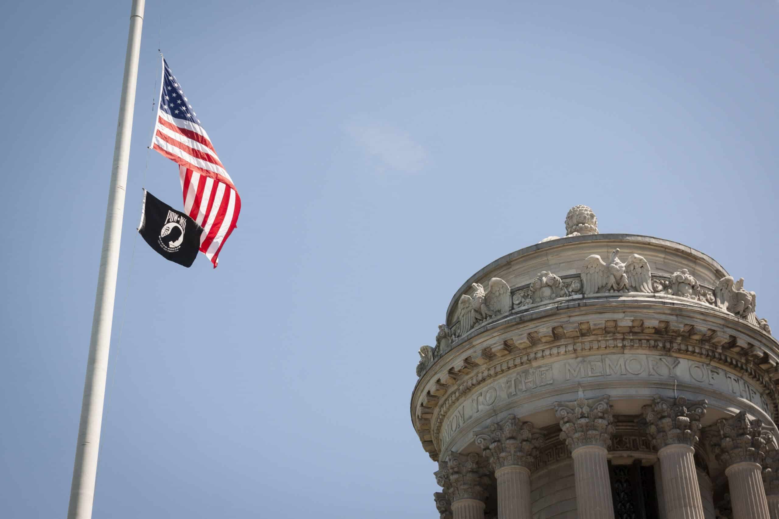 NY State Will No Longer Let People Send Inmates Care Packages - HOT 97