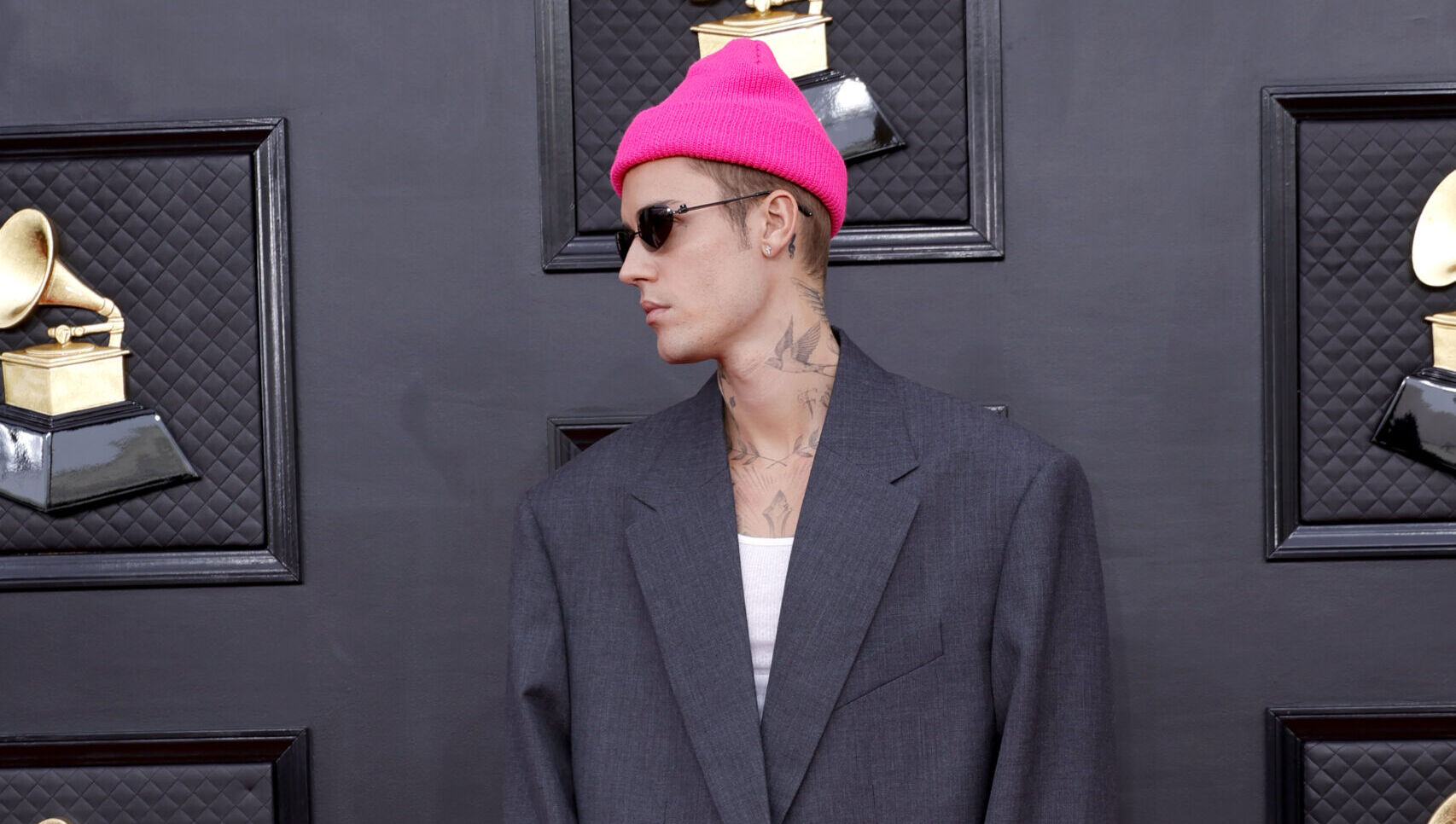 Justin Bieber Officially Cancels Remaining Dates Of His World Tour