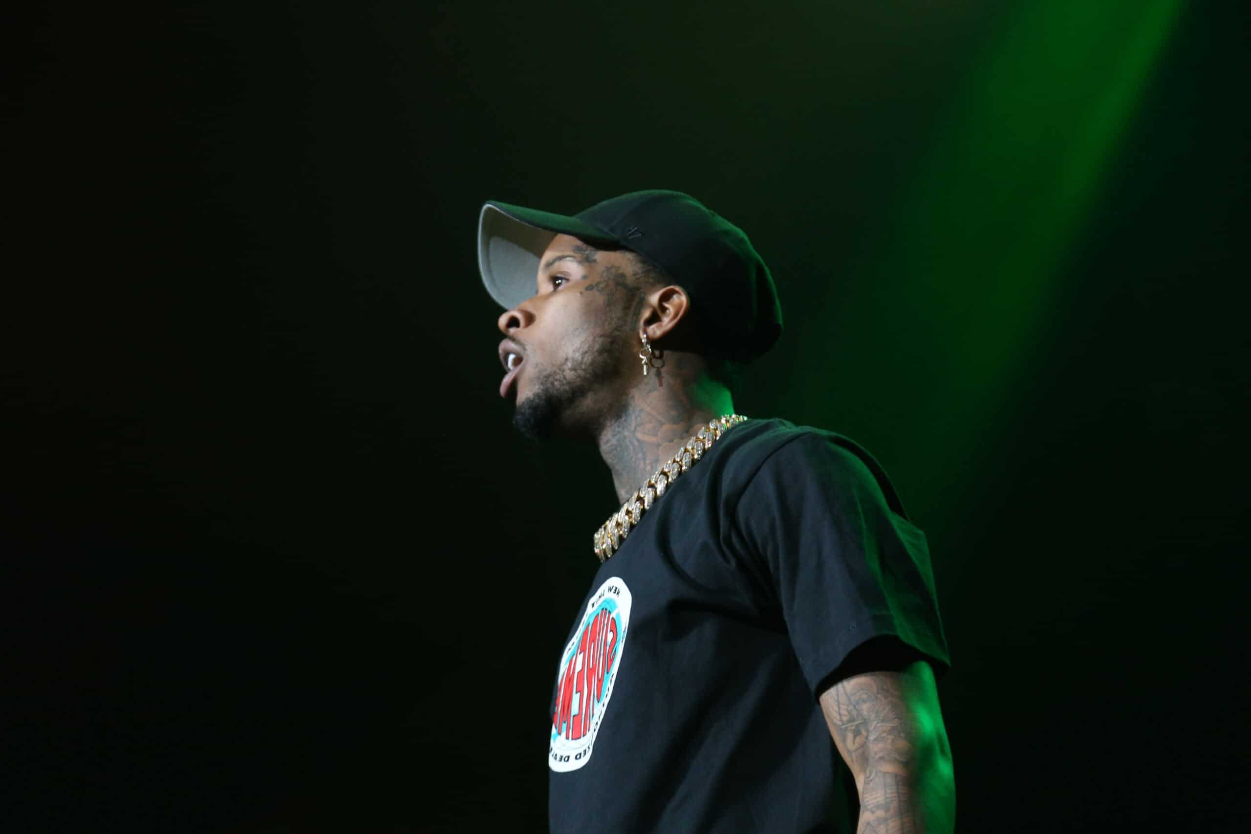Prosecutors Reportedly Ask Judge To Sentence Tory Lanez To 13 Years For ...
