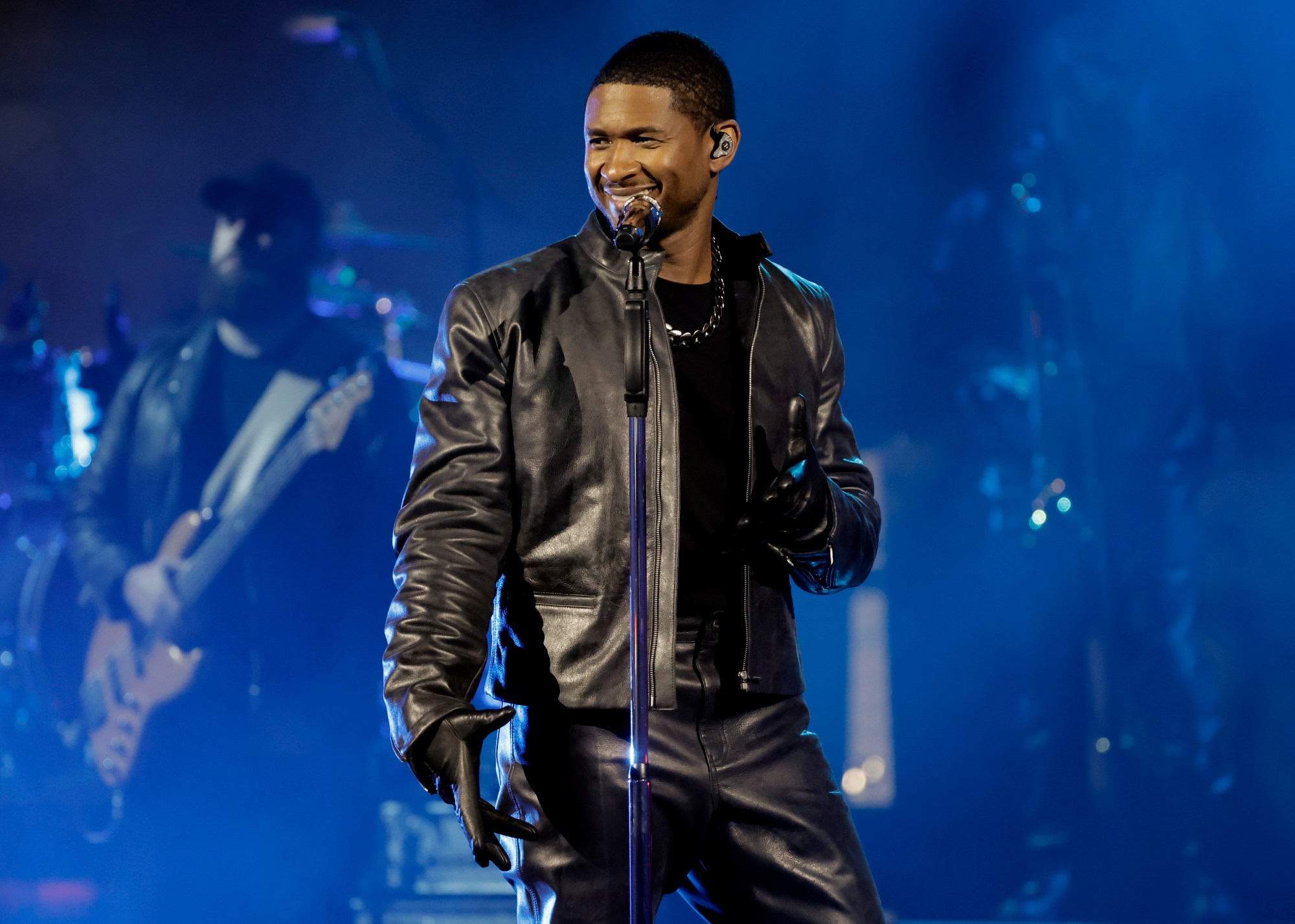 Usher's Music Sees Major Streaming Spike Following Super Bowl Announcement