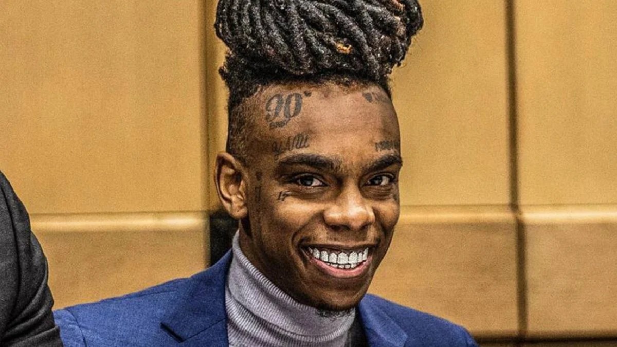 Woman Seen Facetiming w/ YNW Melly At Houston Rockets Game