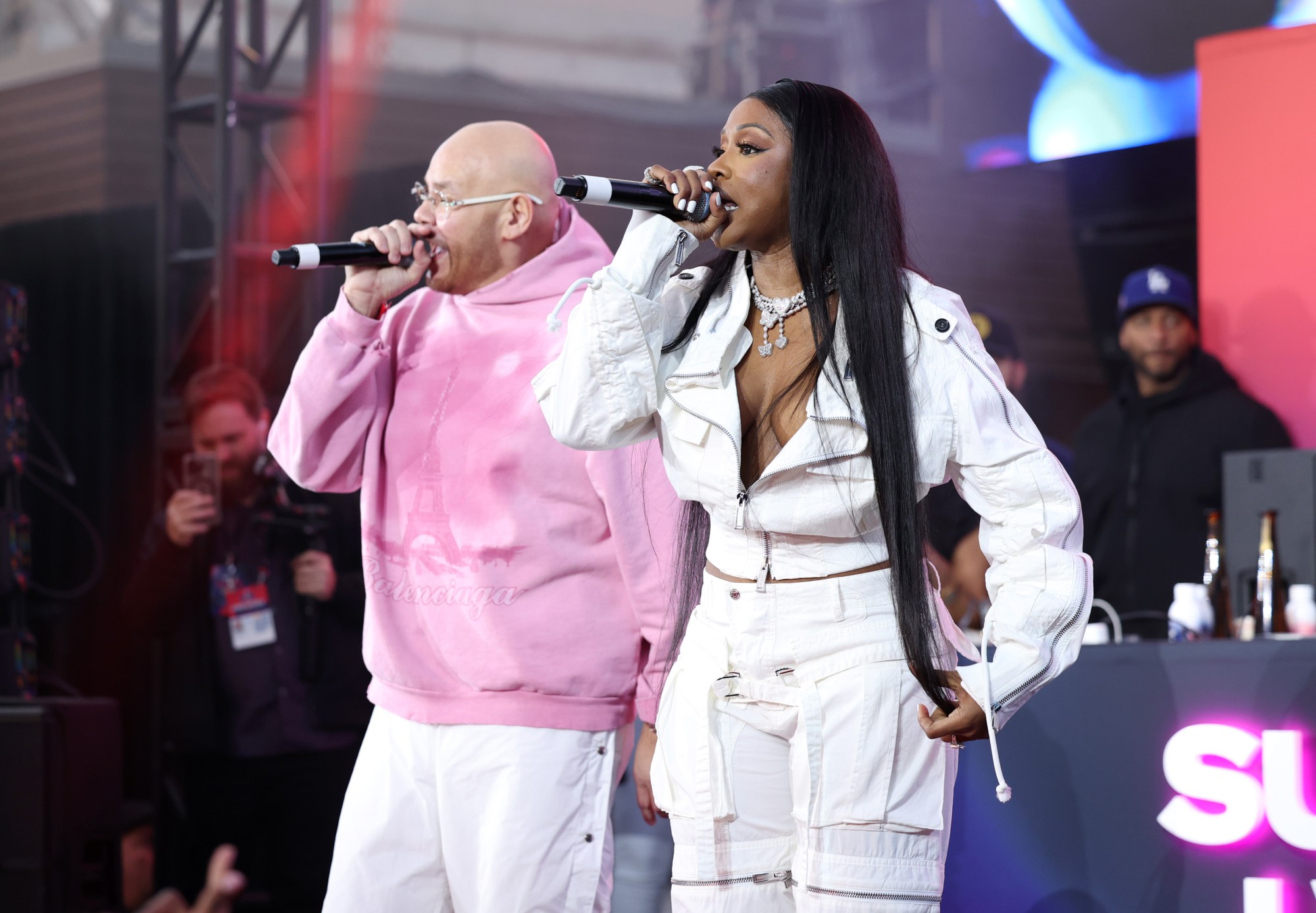 Fat Joe and Remy Ma Light Up Knicks Parade With “Lean Back” Performance