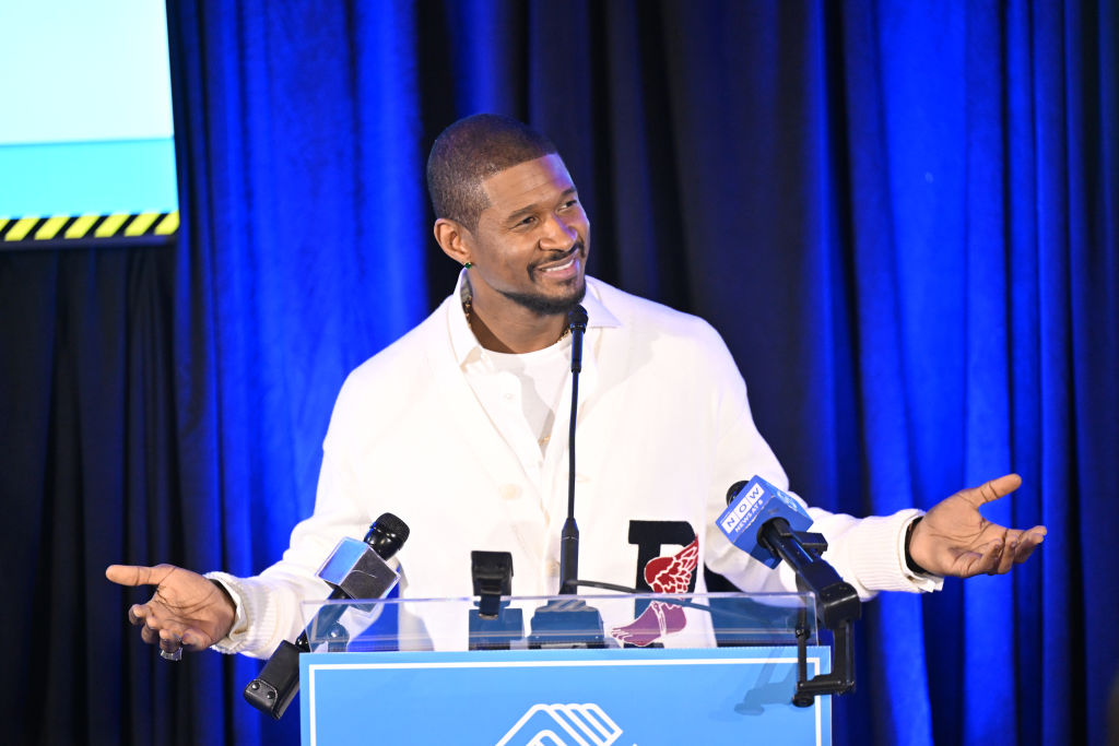 Usher Unveils Content Studio At Boys & Girls Club In Atlanta
