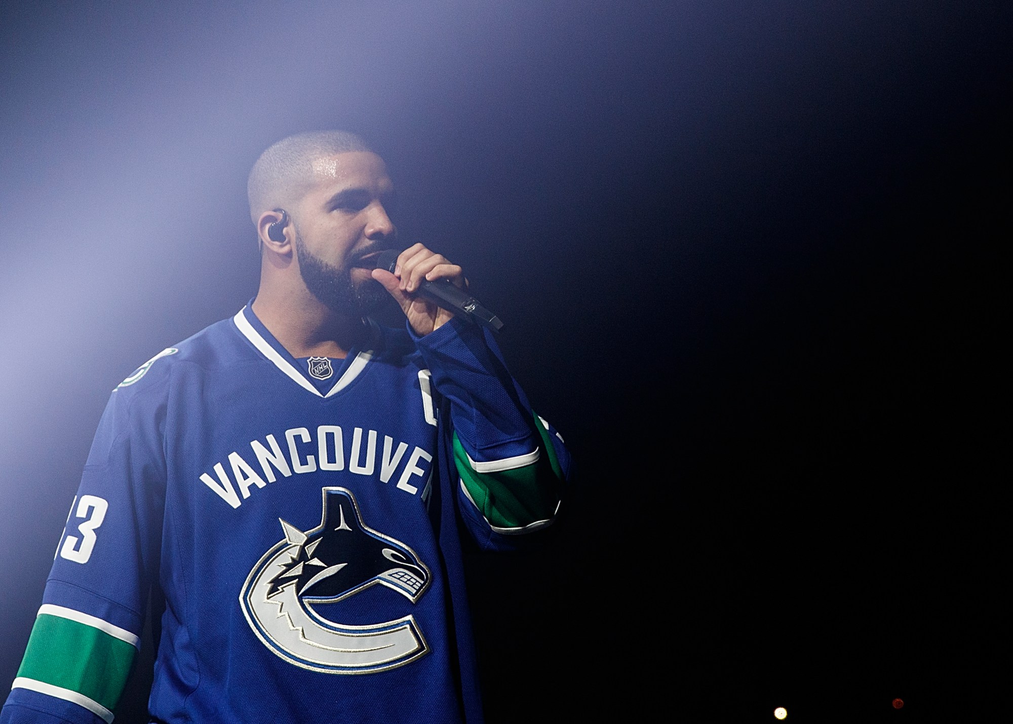 Drake Becomes First Artist With 10 Diamond Singles
